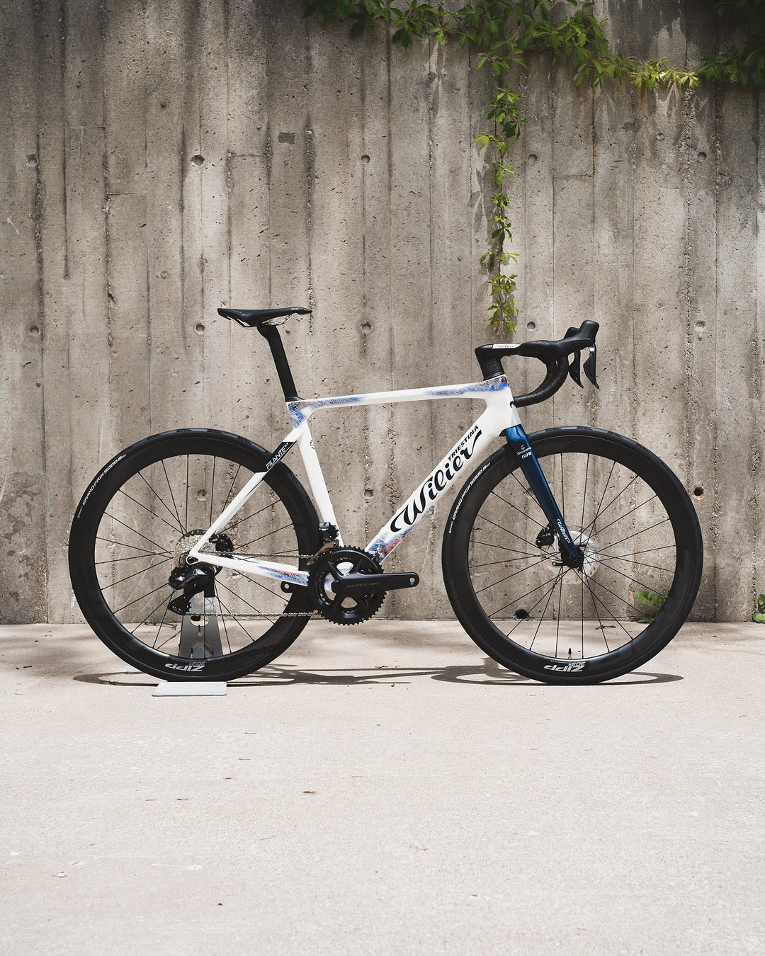 Racer Sportif | Road & Gravel Bikes | Bike Fit Toronto & Oakville